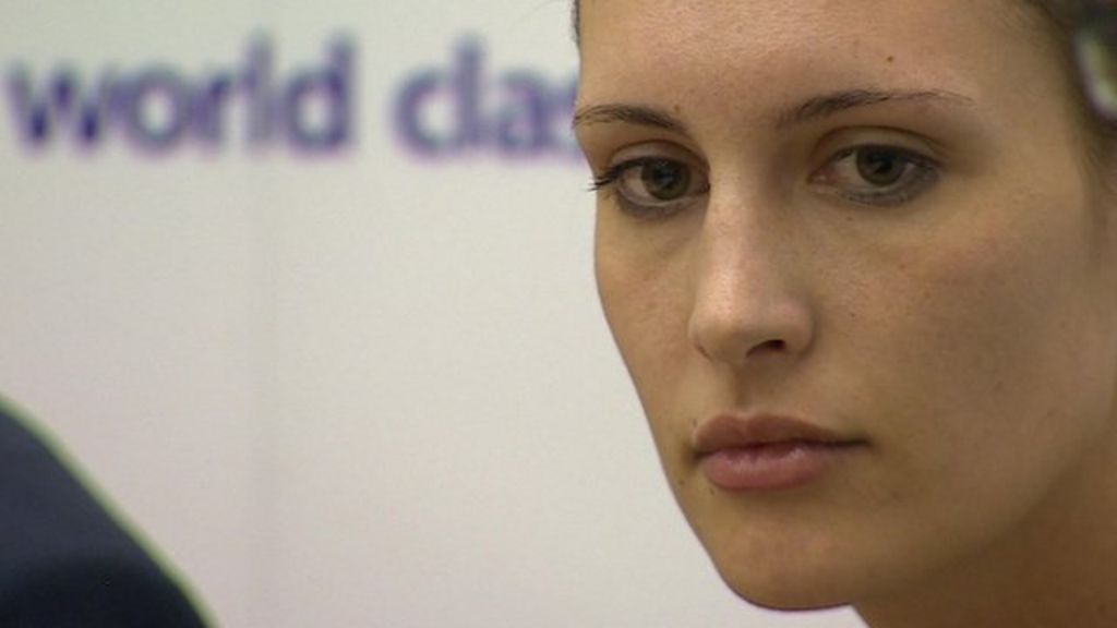 Military healthcare worker Cpl Anna Cross free of Ebola - BBC News