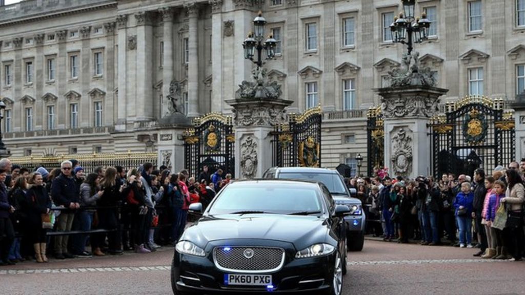 General election campaign begins as parliament dissolved - BBC News