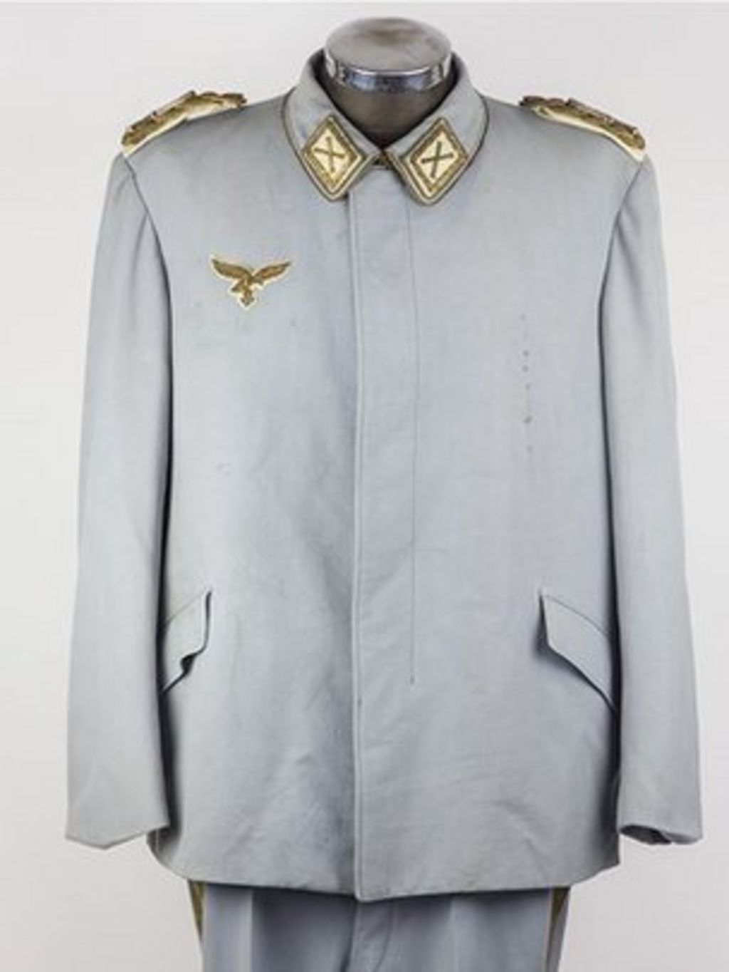  Goering Nazi Uniform In Plymouth Shop should Be Burnt BBC News