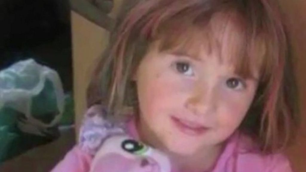 April Jones murder: 'Seek help first', family urges - BBC News