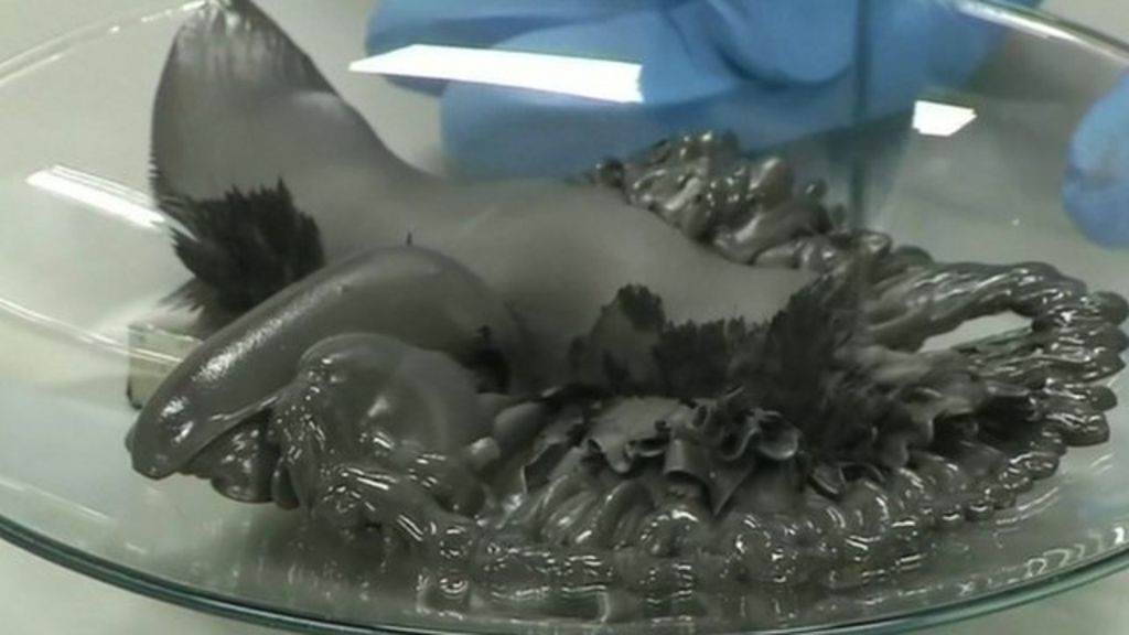 The liquid that can stop bullets and other tech news - BBC News