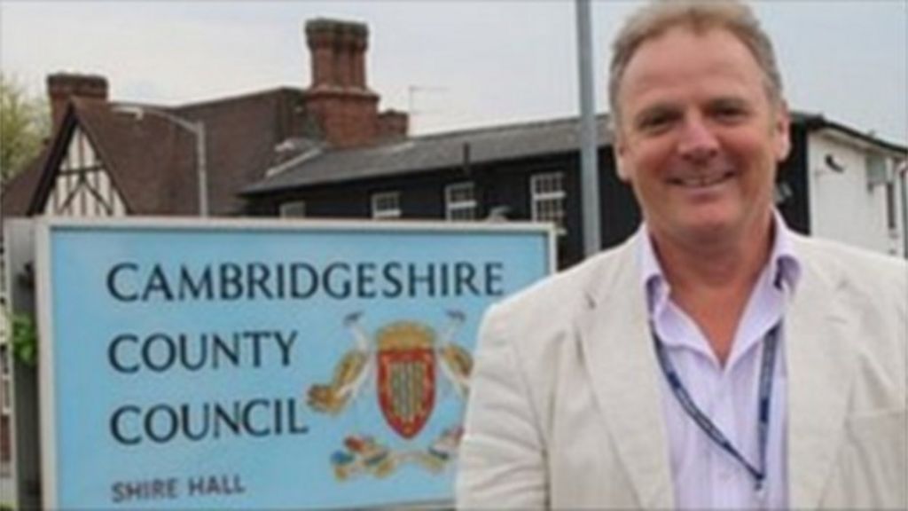 Former Tory leader Nick Clarke defects to UKIP - BBC News