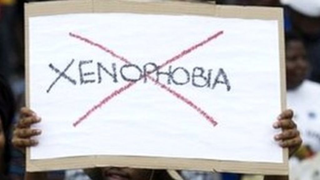 South Africa xenophobia: Africa reacts - BBC News