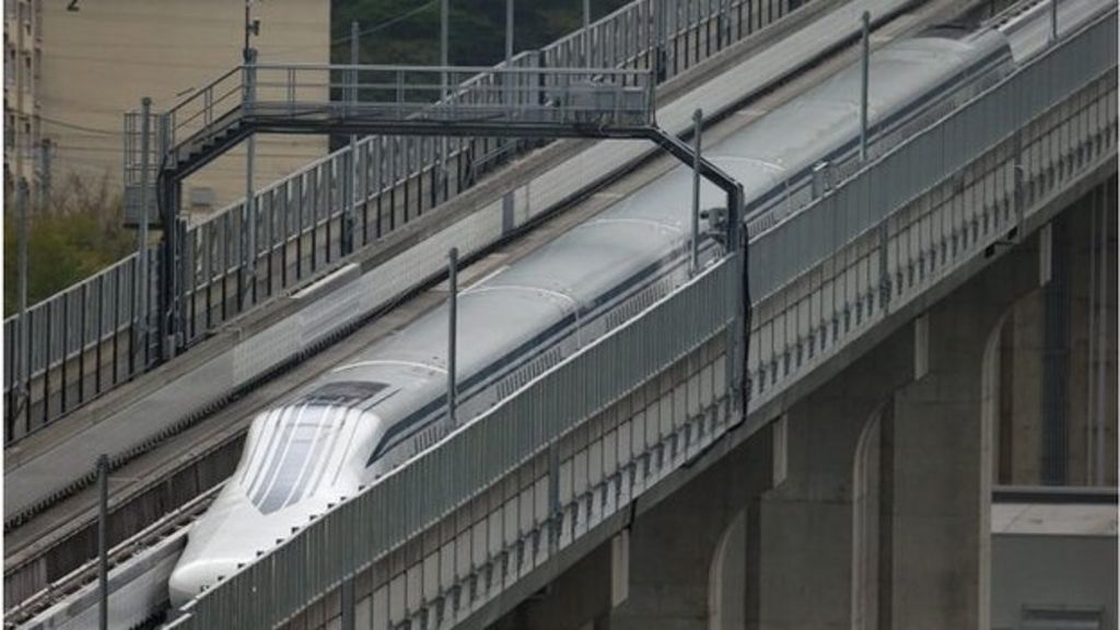 Japan maglev train breaks world speed record again - BBC News