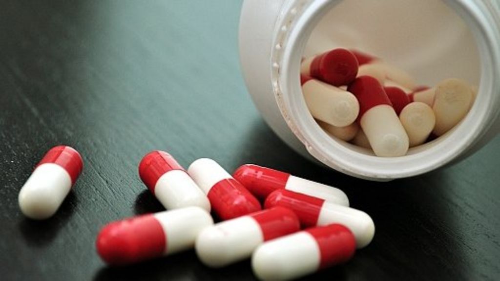 Warning of 'rising tide' of prescription drugs in Tayside - BBC News