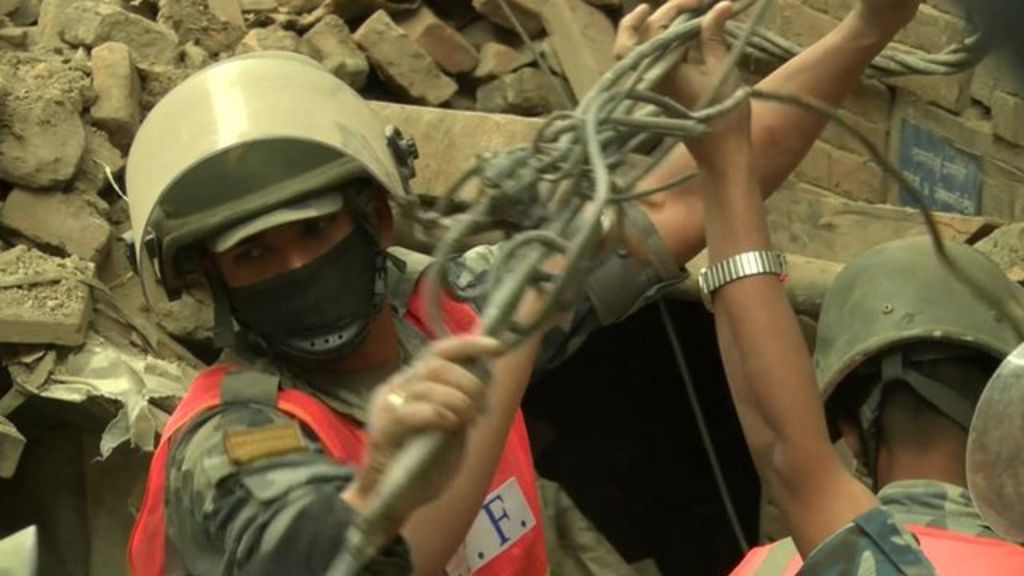 Nepal: 'Hoping they will find someone here alive' - BBC News