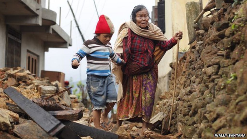 Nepal earthquake: UK aid donations reach £15m - BBC News