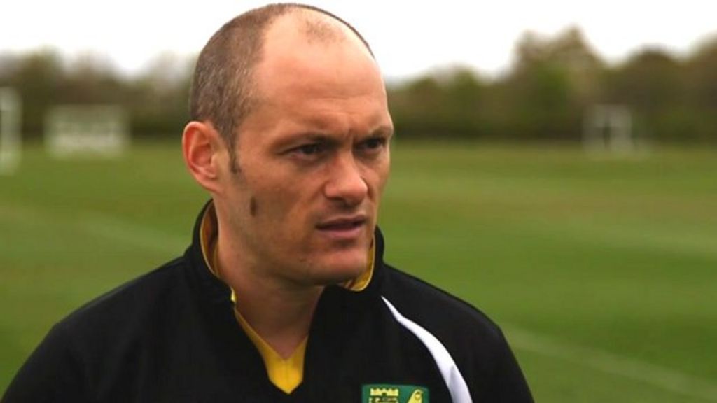 Norwich City's Alex Neil 'always wanted to get to top' - BBC News