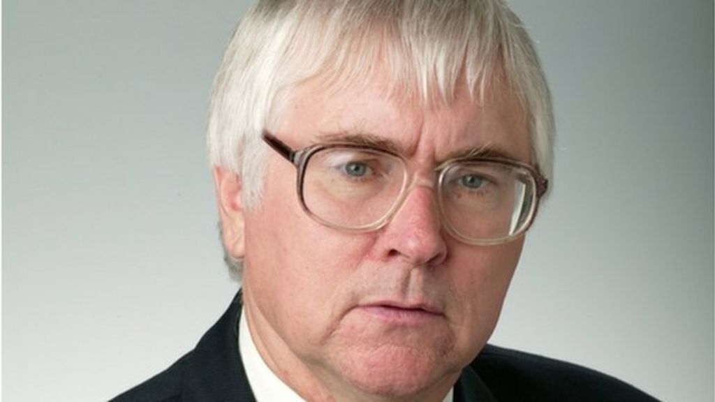 Election 2015: Sir Bob Russell loses Colchester seat - BBC News