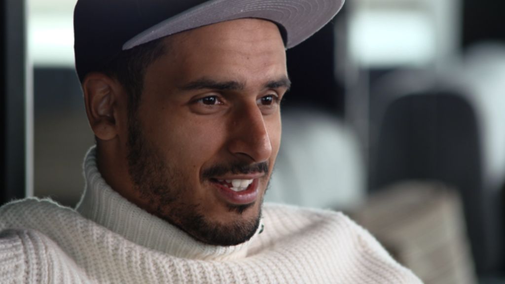 Tottenham's Nacer Chadli explains dolphin iconography - BBC Sport