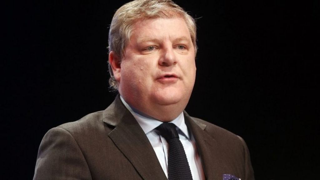 Election 2015: SNP's Angus Robertson re-elected to House of Commons ...