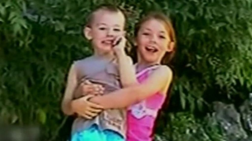 Corfu deaths: 'Thomas Cook failed our family' - BBC News