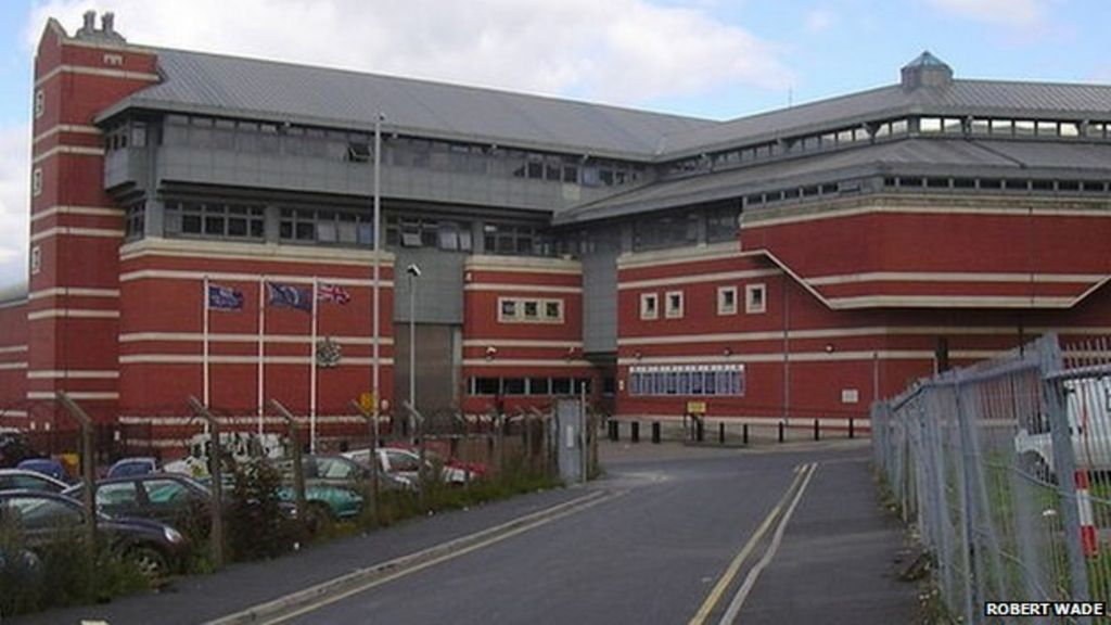 HMP Manchester 'one of the best inner city prisons', report finds - BBC ...
