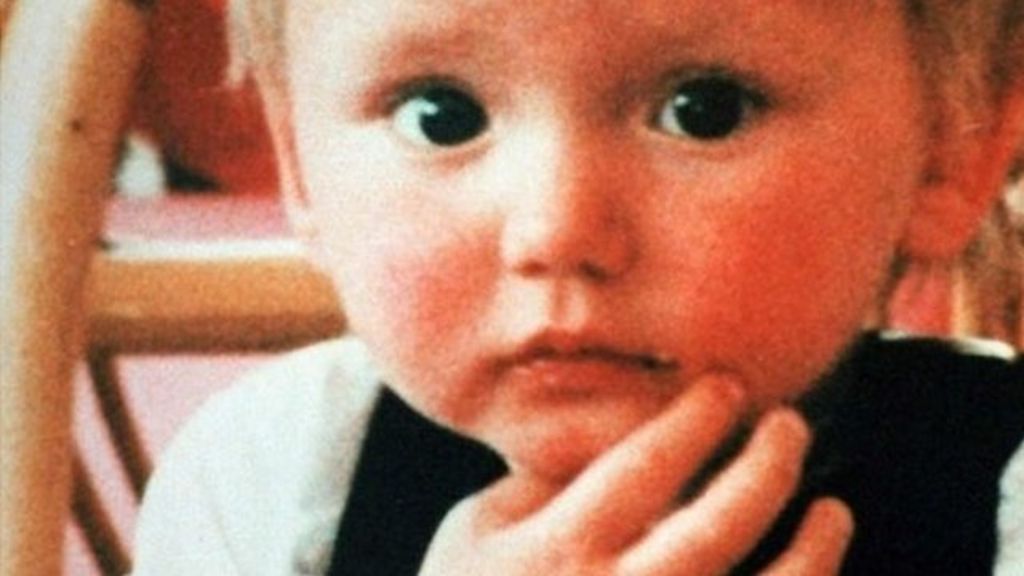 Disappeared: New Greek lead in Ben Needham case? - BBC News