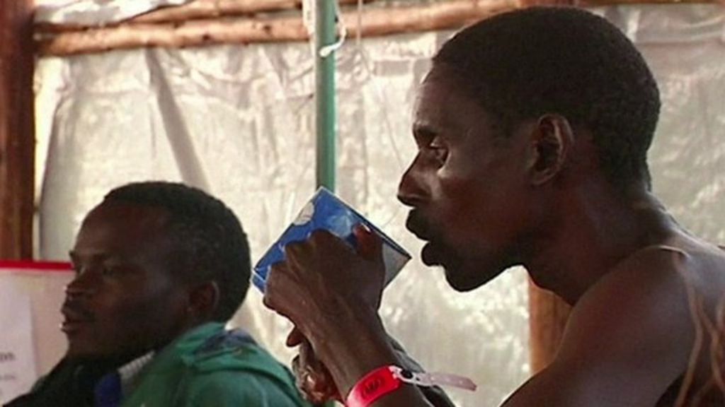 Cholera claims lives of Burundi refugees - BBC News