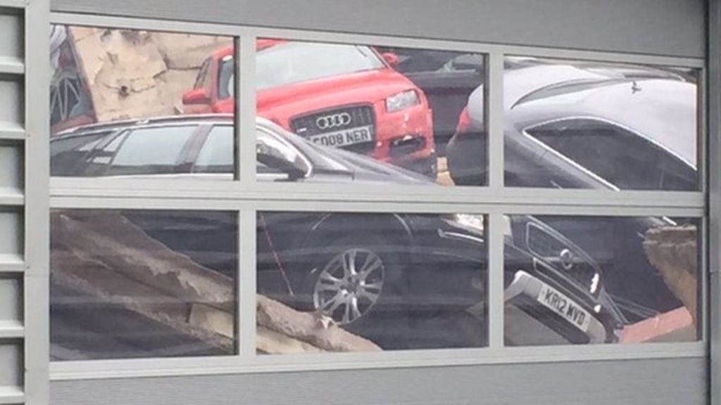 Audi Milton Keynes showroom collapse damaged 34 cars - BBC News