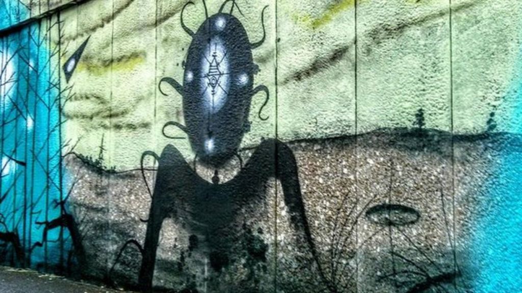 'Warminster Thing' marked in 50th anniversary UFO mural - BBC News