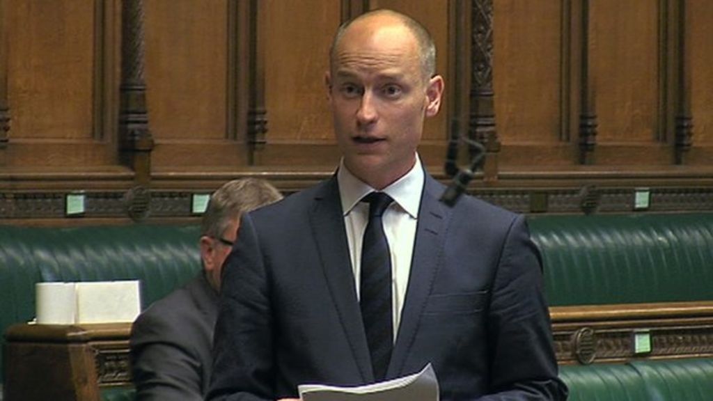 Stephen Kinnock rejects Jeremy Corbyn's 'maximum wage' - BBC News