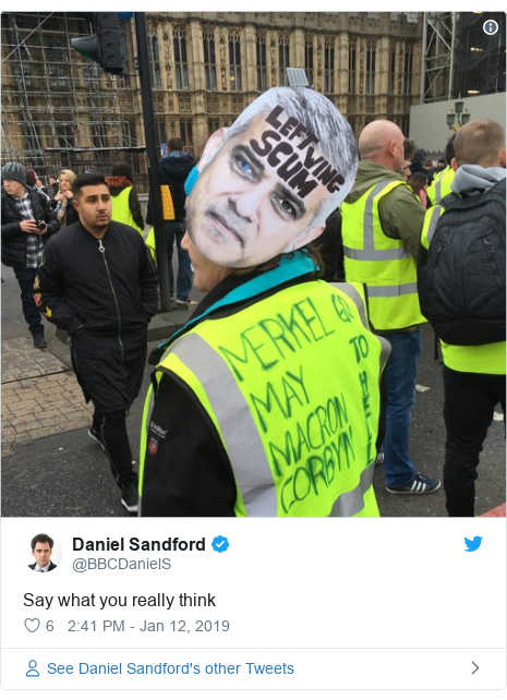 Who are the UK yellow vest protesters? - BBC News