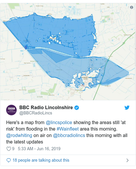 Wainfleet flooding: Pumps used to reduce water levels - BBC News