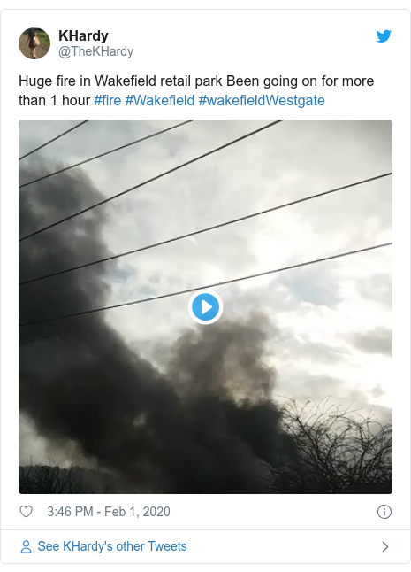 Wakefield bakery fire thick black smoke covers city - BBC News