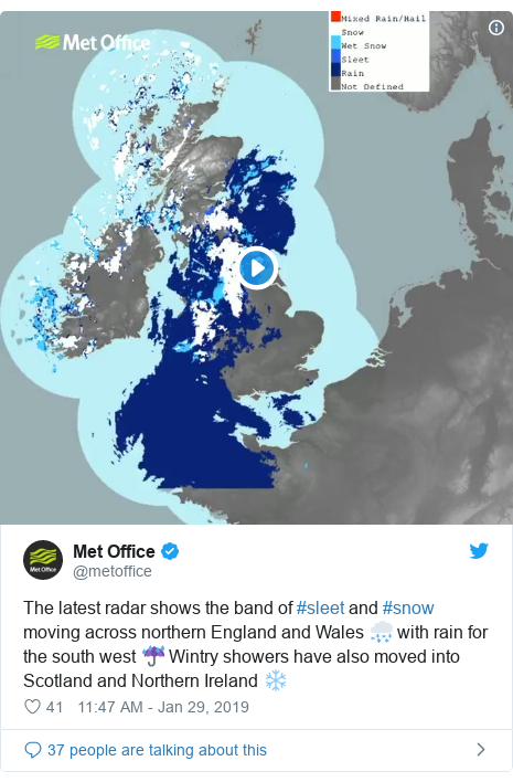 More snow and ice to blanket Scotland after school closures - BBC News