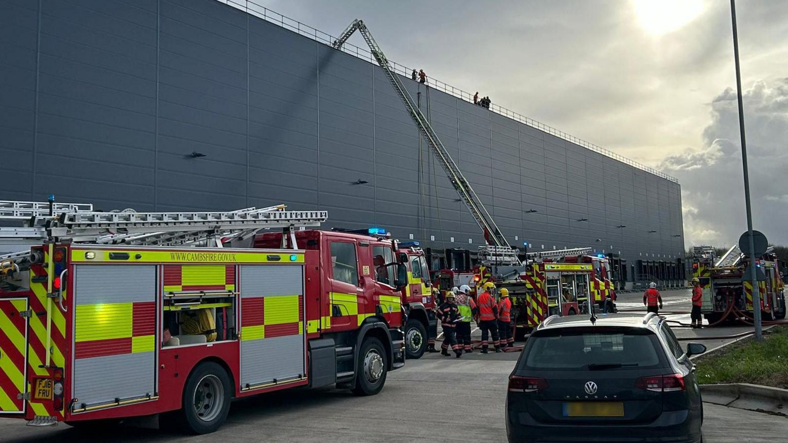 Lidl warehouse blaze in Peterborough tackled by firefighters - BBC News