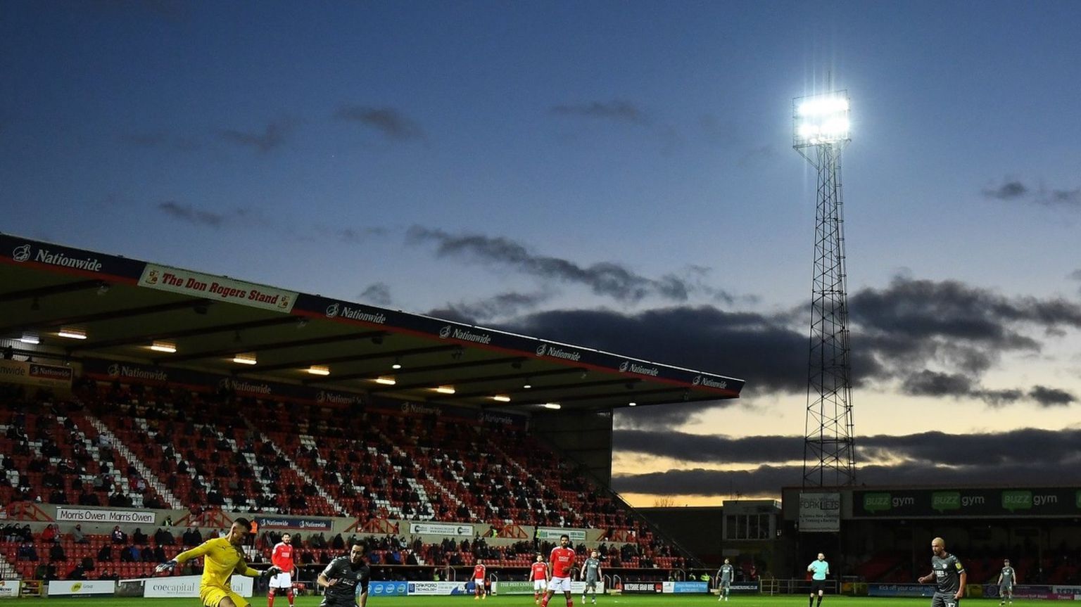 Swindon Town: Deal agreed for £2.3m bid to buy club's ground - BBC News