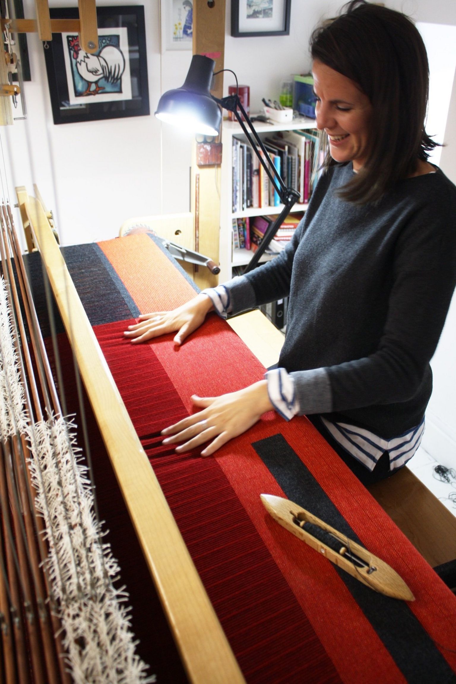 Cadw'r hen draddodiad o wehyddu yn fyw - BBC Cymru Fyw