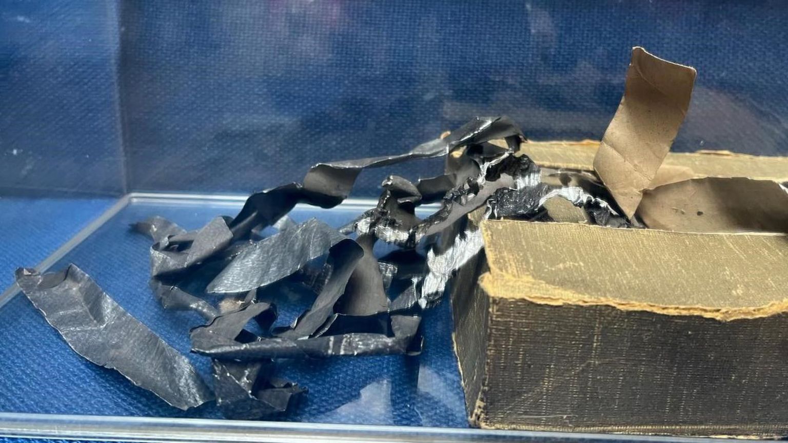 D-Day: How metal tape in Wiltshire museum disrupted German radar - BBC News