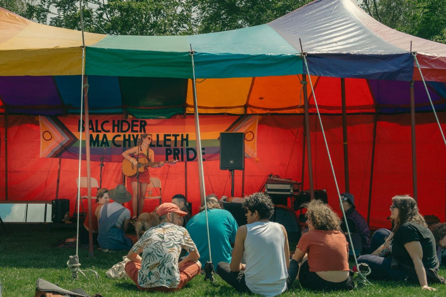 Mis Balchder 2024: Pam fod Balchder dal yn bwysig - BBC Cymru Fyw