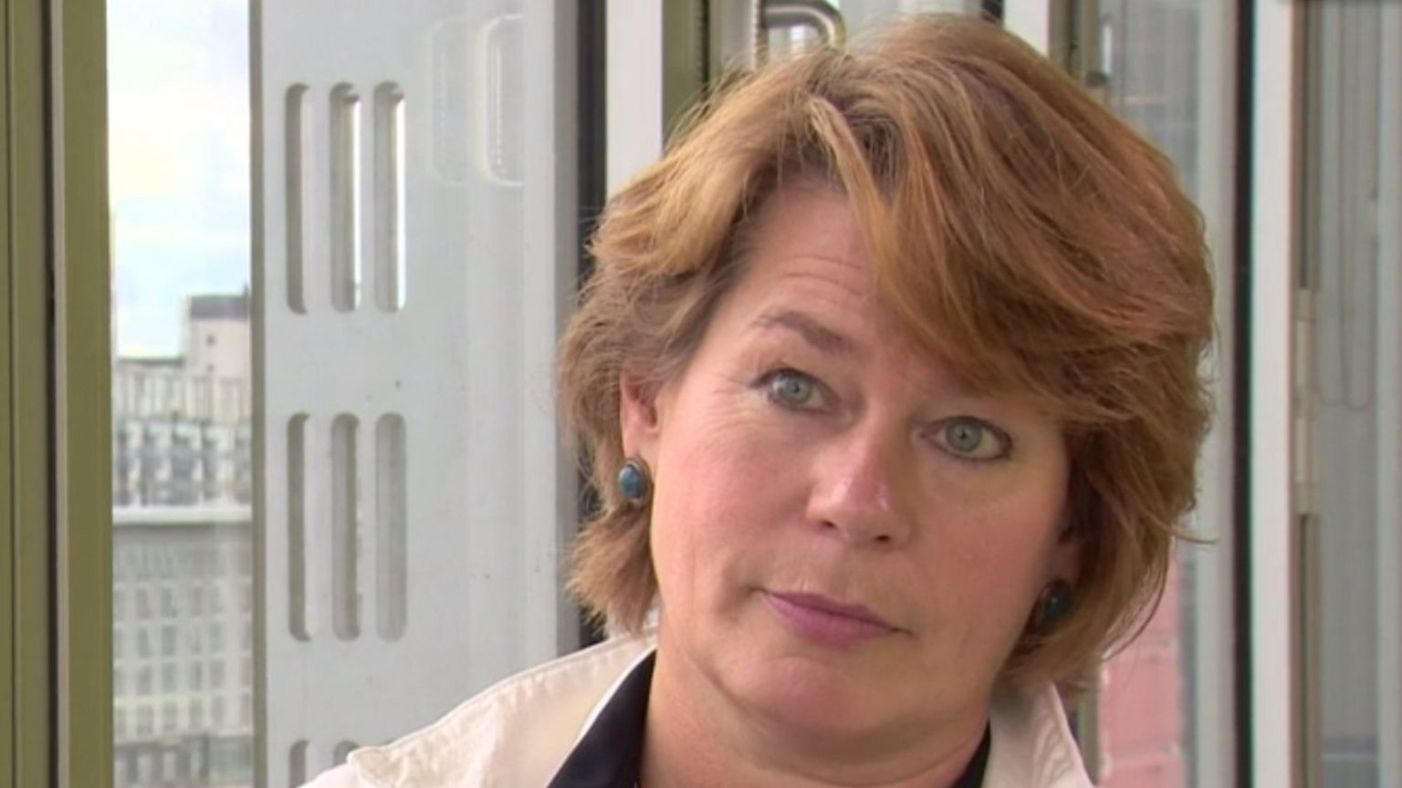 Salmond: Michelle Thomson situation 'handled badly' by SNP - BBC News