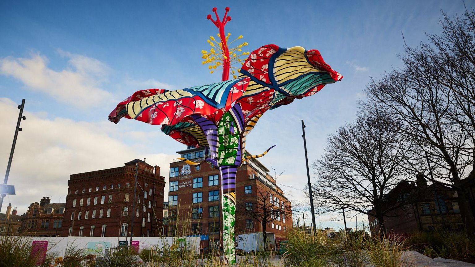 Legs Walking sculpture to leave Leeds City Square after six years - BBC ...