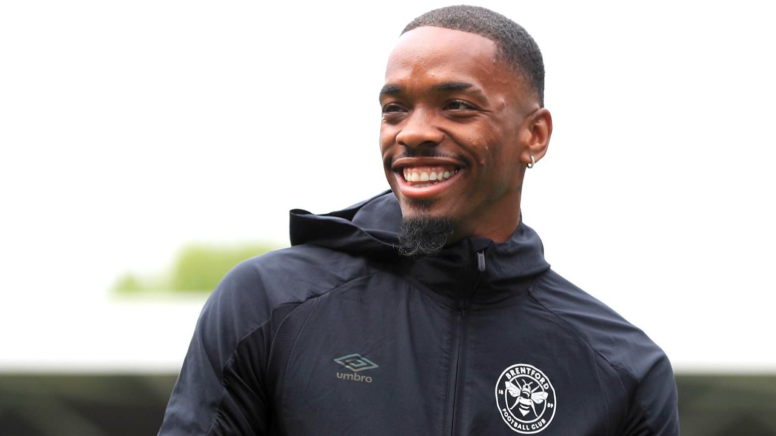 Brentford & Arsenal: T﻿oney's career 'a great story' - BBC Sport