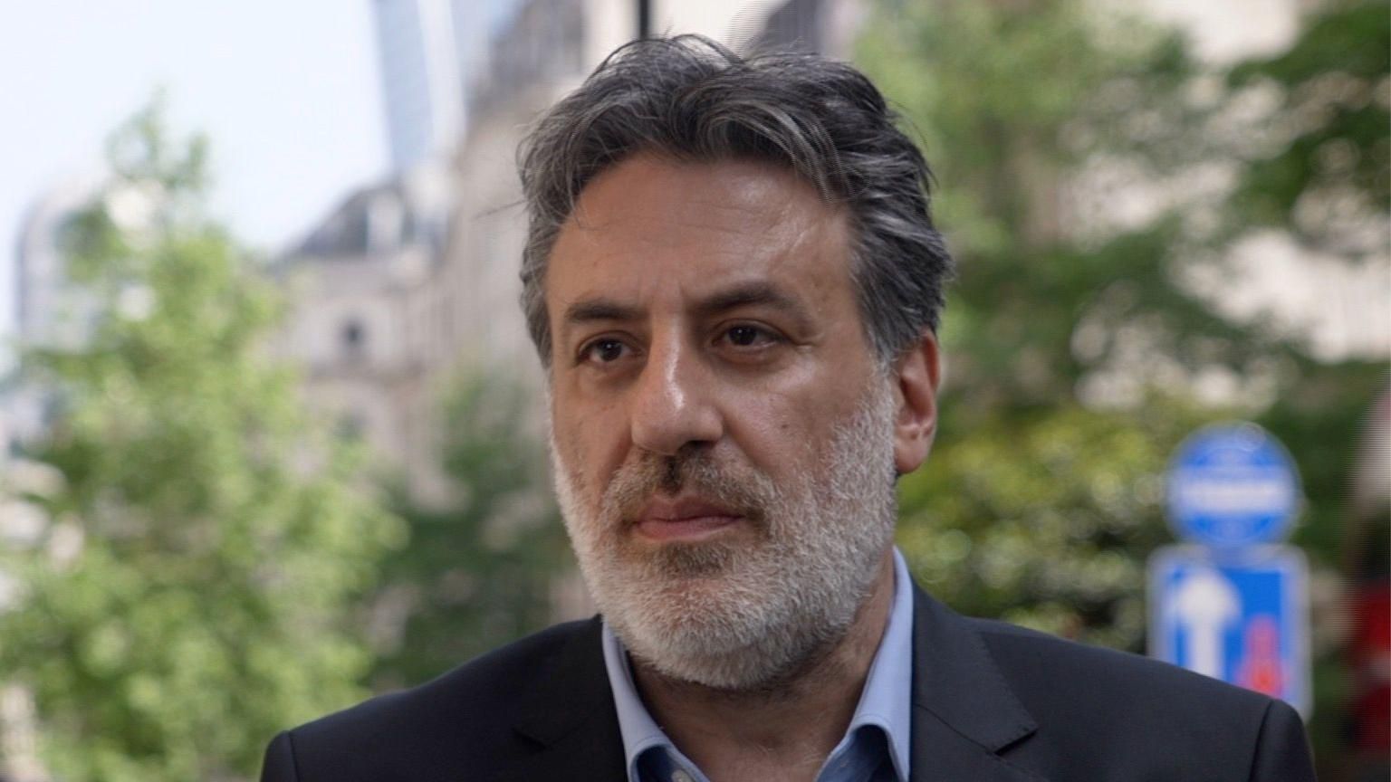 Big firms quitting UK 'not a crisis' says stock market boss - BBC News