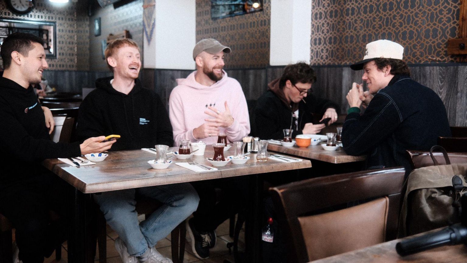 Yes Theory's YouTube advert for Luton a hit - BBC News