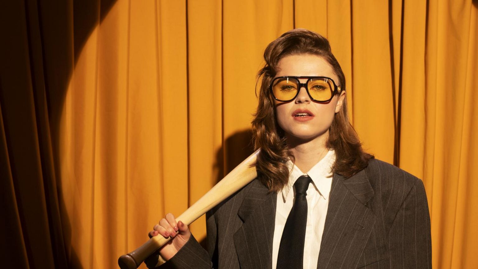 Glastonbury: Cambridgeshire's Ellie Dixon ready for 'magical' show ...