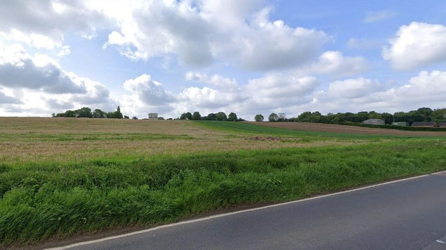 Fiskerton: Plans to build 150 homes near Lincoln submitted - BBC News