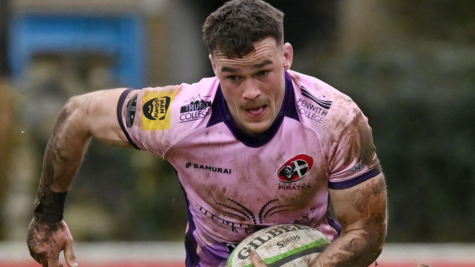 Will Trewin: Cornish Pirates full-back signs new contract - BBC Sport