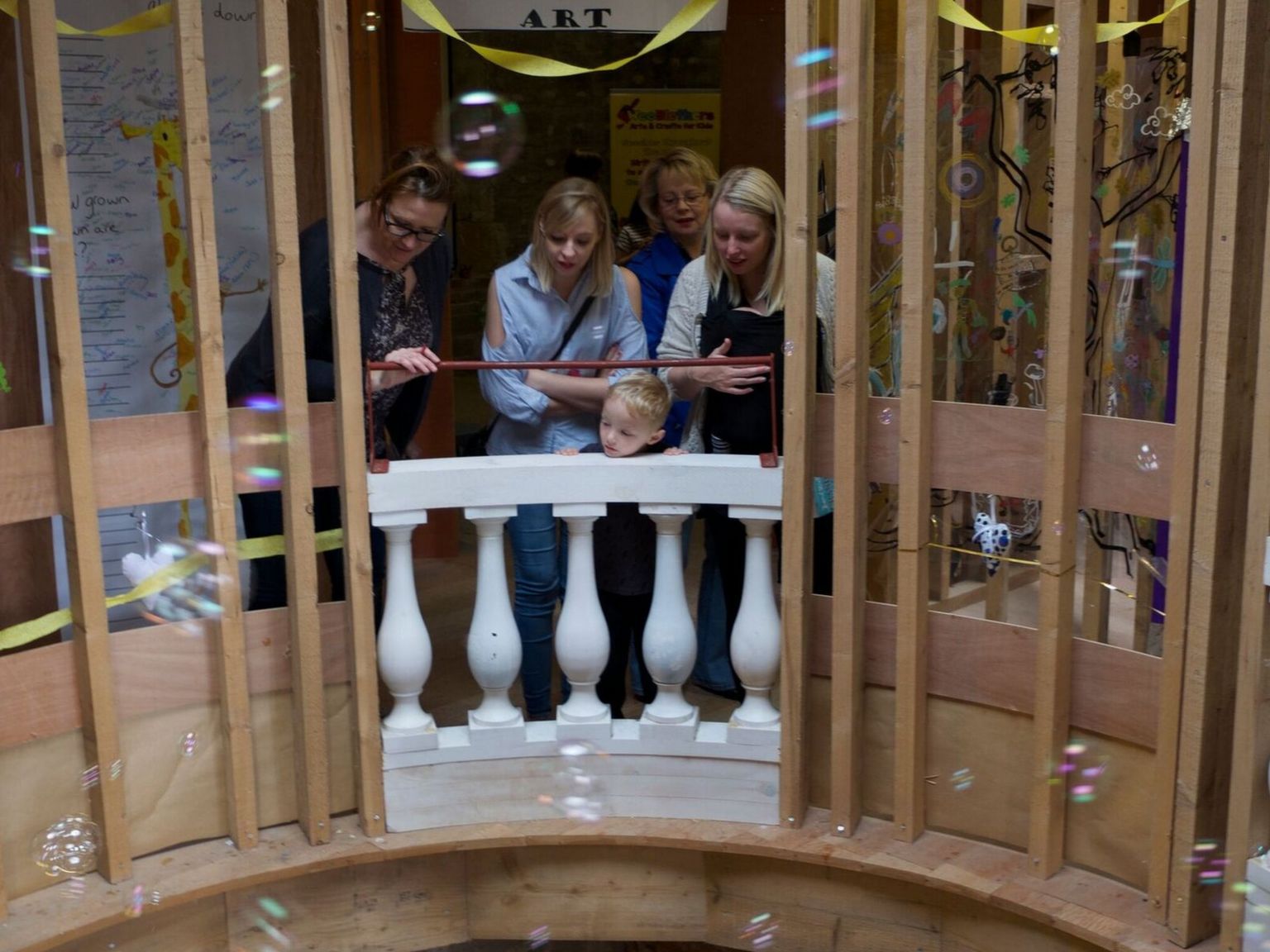 In pictures: Roald Dahl celebrations at Moat Brae - BBC News