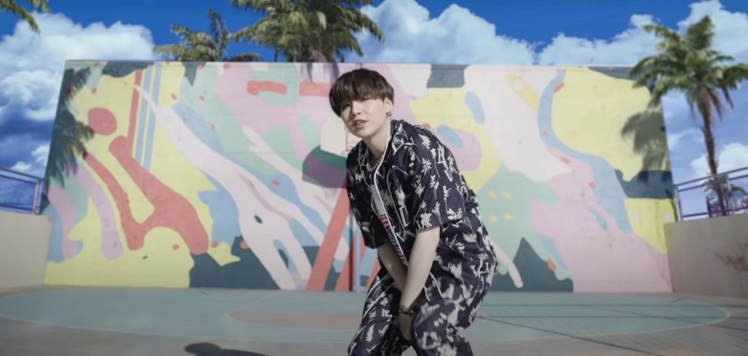 BTS break YouTube record with Dynamite video - BBC Newsround