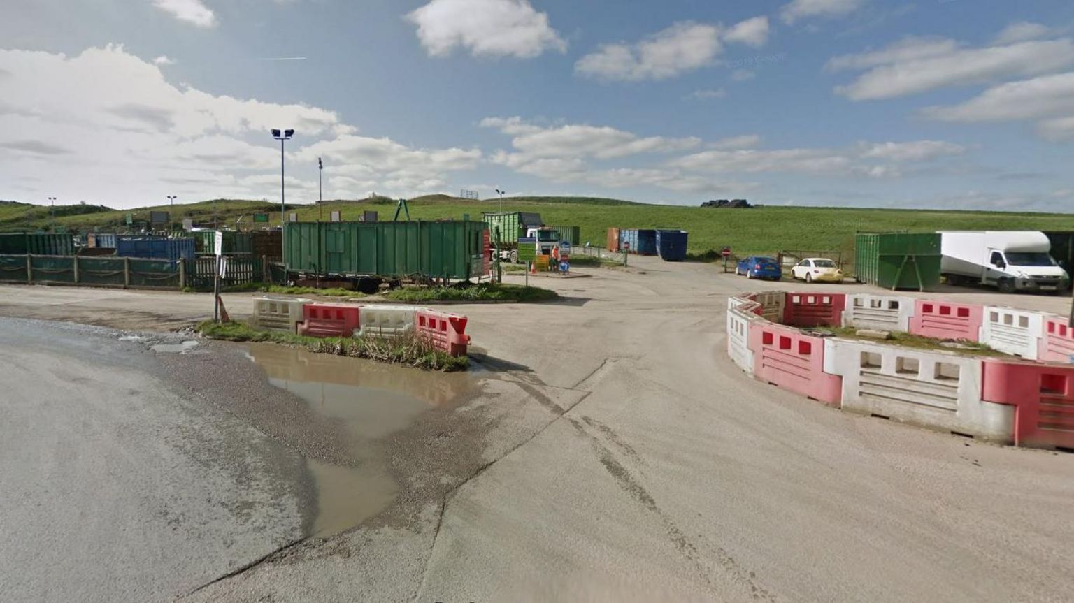 Wingmoor Recycling Centre to reopen after site improvements - BBC News