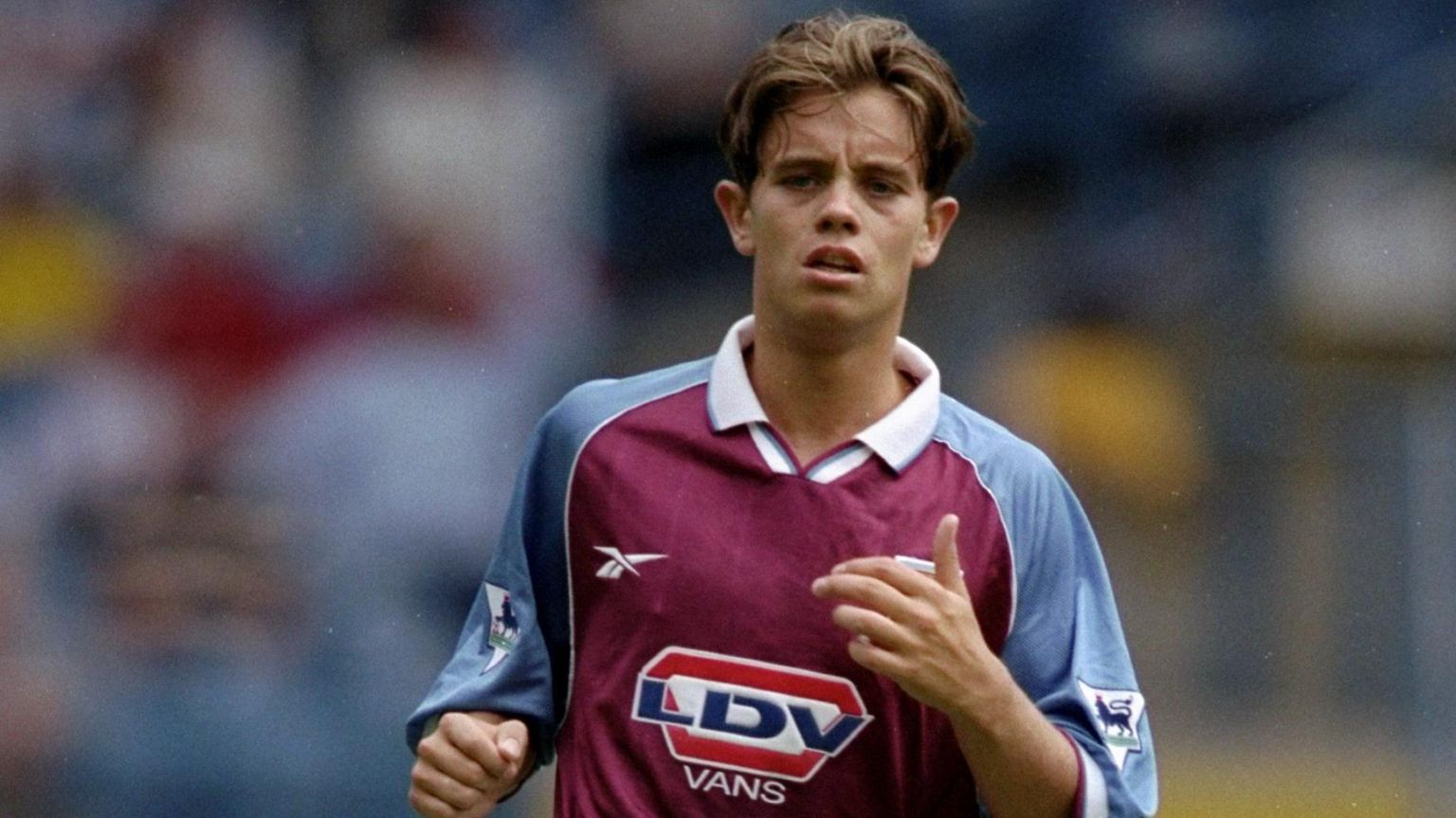 Aston Villa: 'I owe John Gregory a lot' - Lee Hendrie - BBC Sport