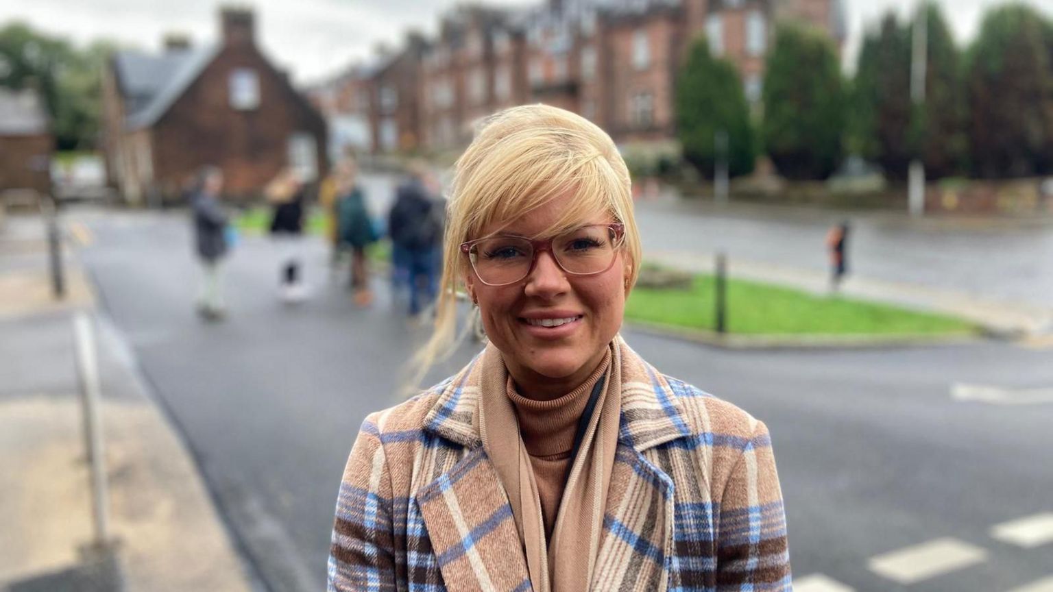 Campaigners hope 'landmark decision' ends school mothballing - BBC News