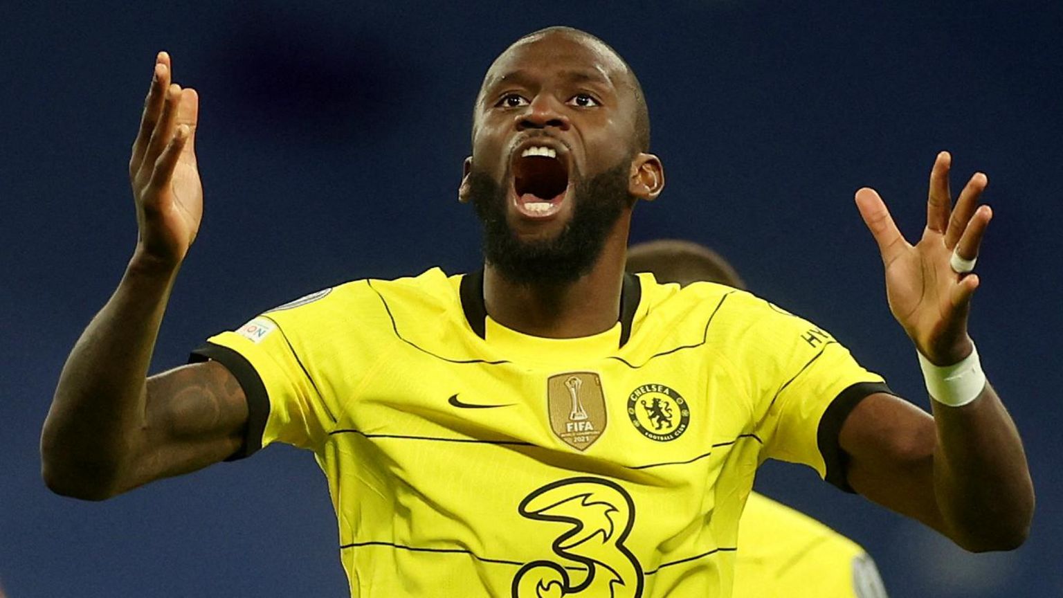 Rudiger's contract situation 'an unusual oversight' by Chelsea - BBC Sport