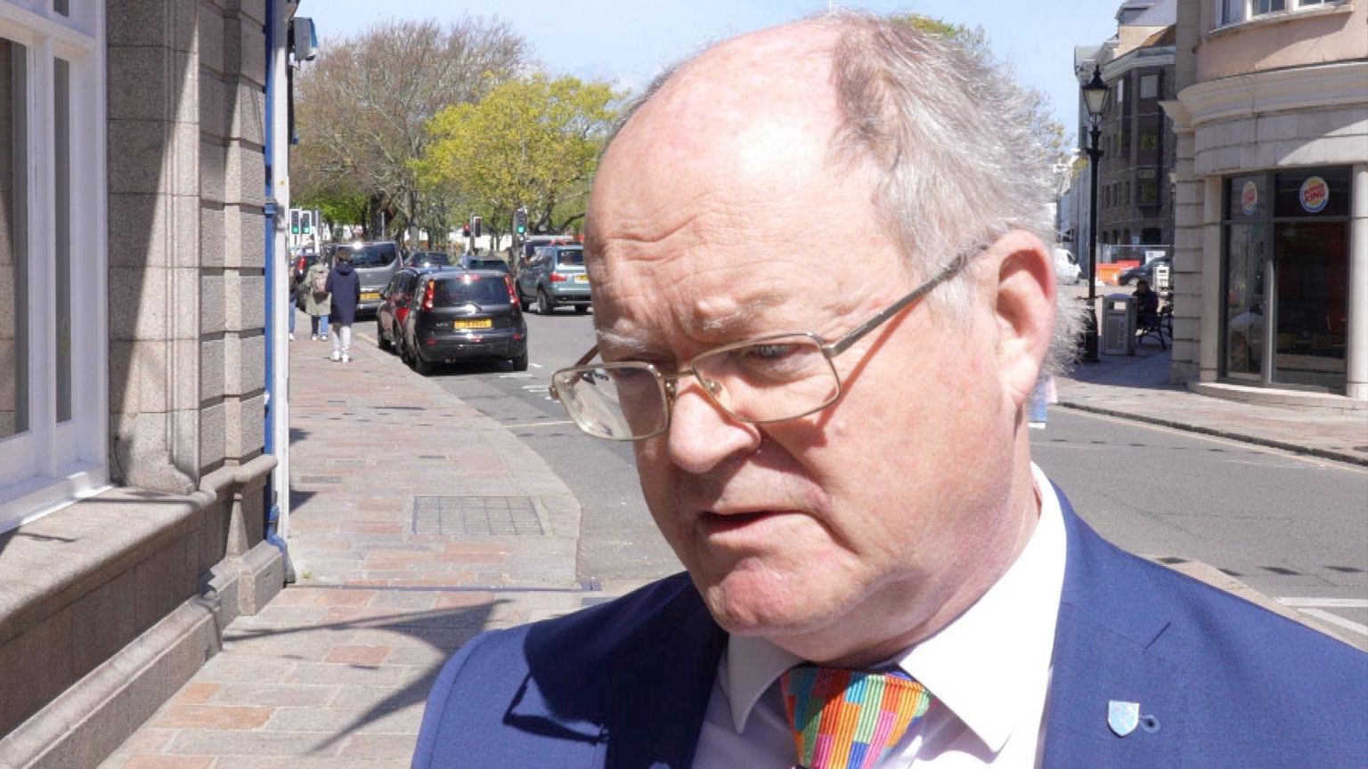 Ministers to be asked to approve new St Helier school - BBC News