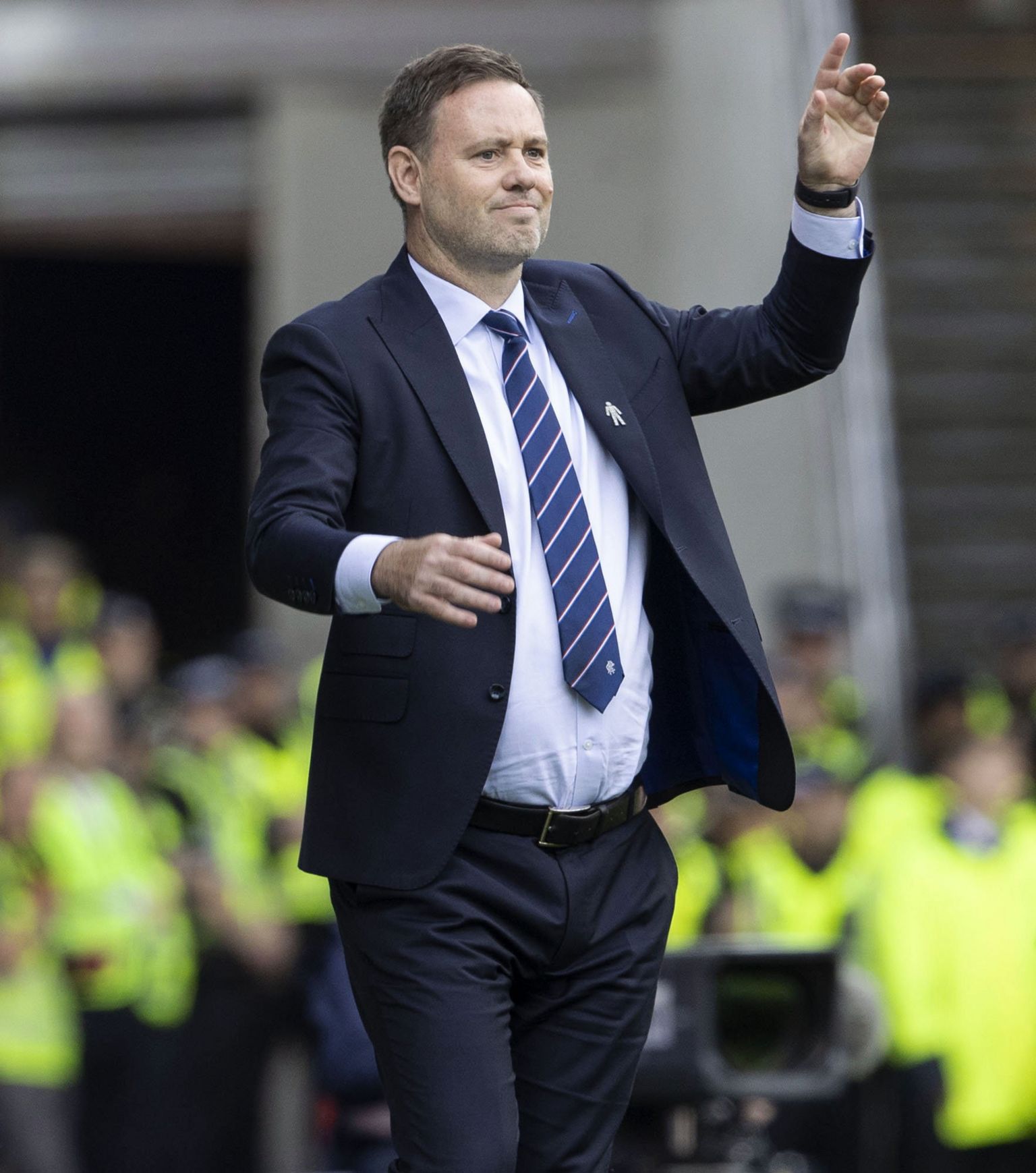 Beale 'deserves the chance' to revive Rangers, says Miller - BBC Sport