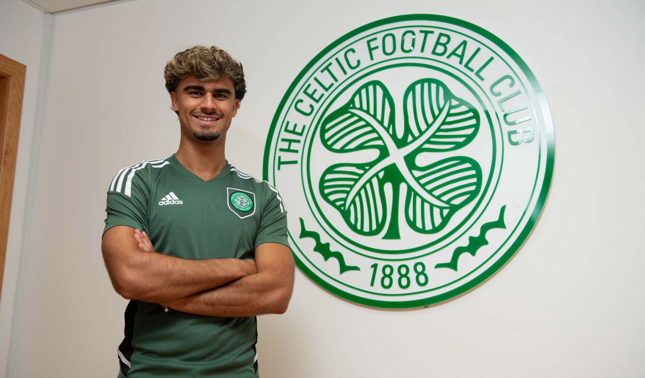 Benfica exit 'like leaving home' for Jota - BBC Sport