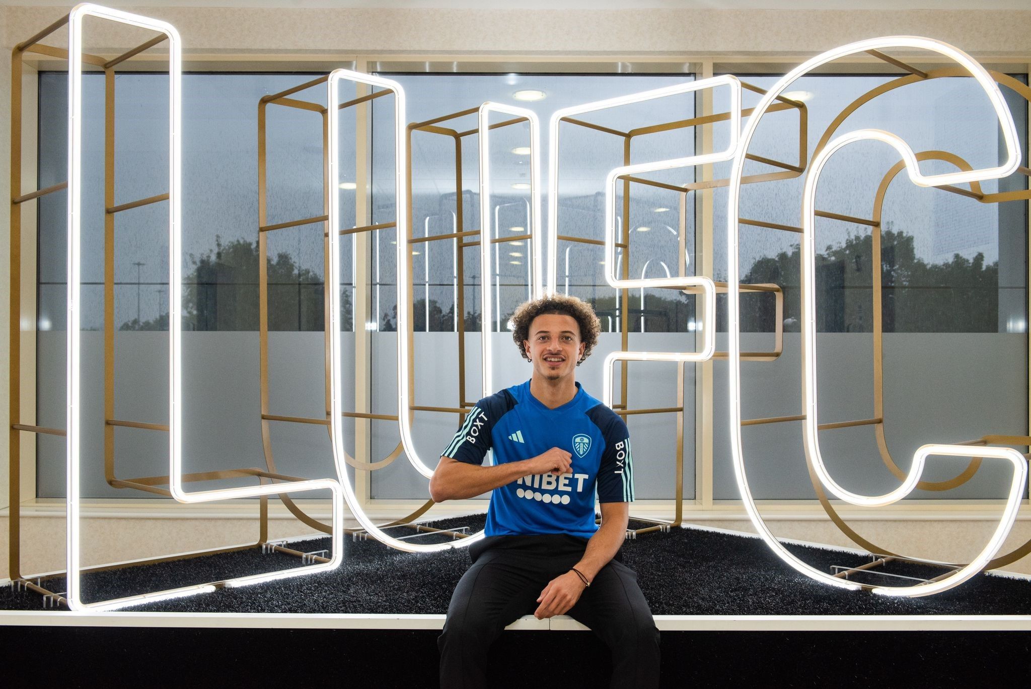 Leeds United: Ethan Ampadu did not need Elland Road club 'selling' to ...