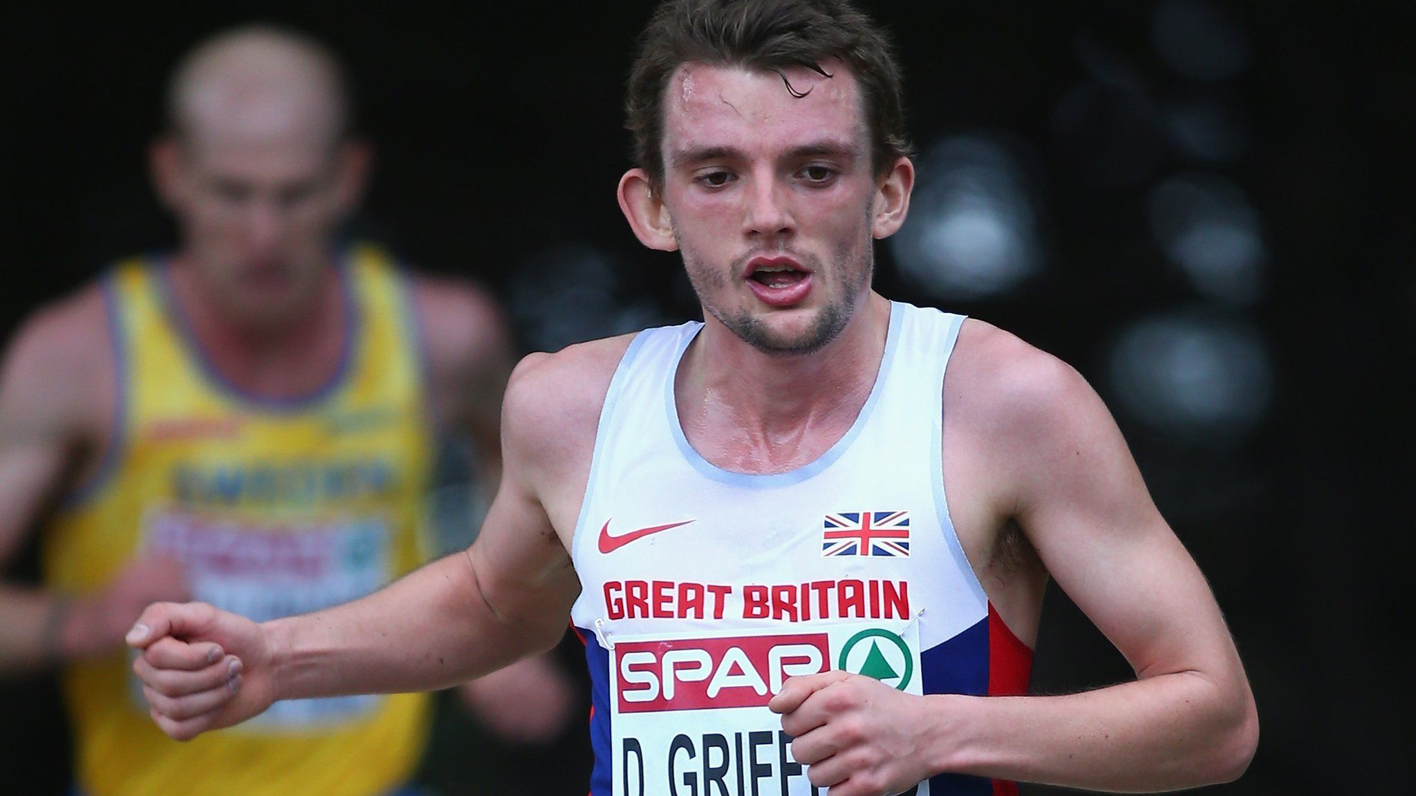 Universities help Welsh Commonwealth Games athletes - BBC News